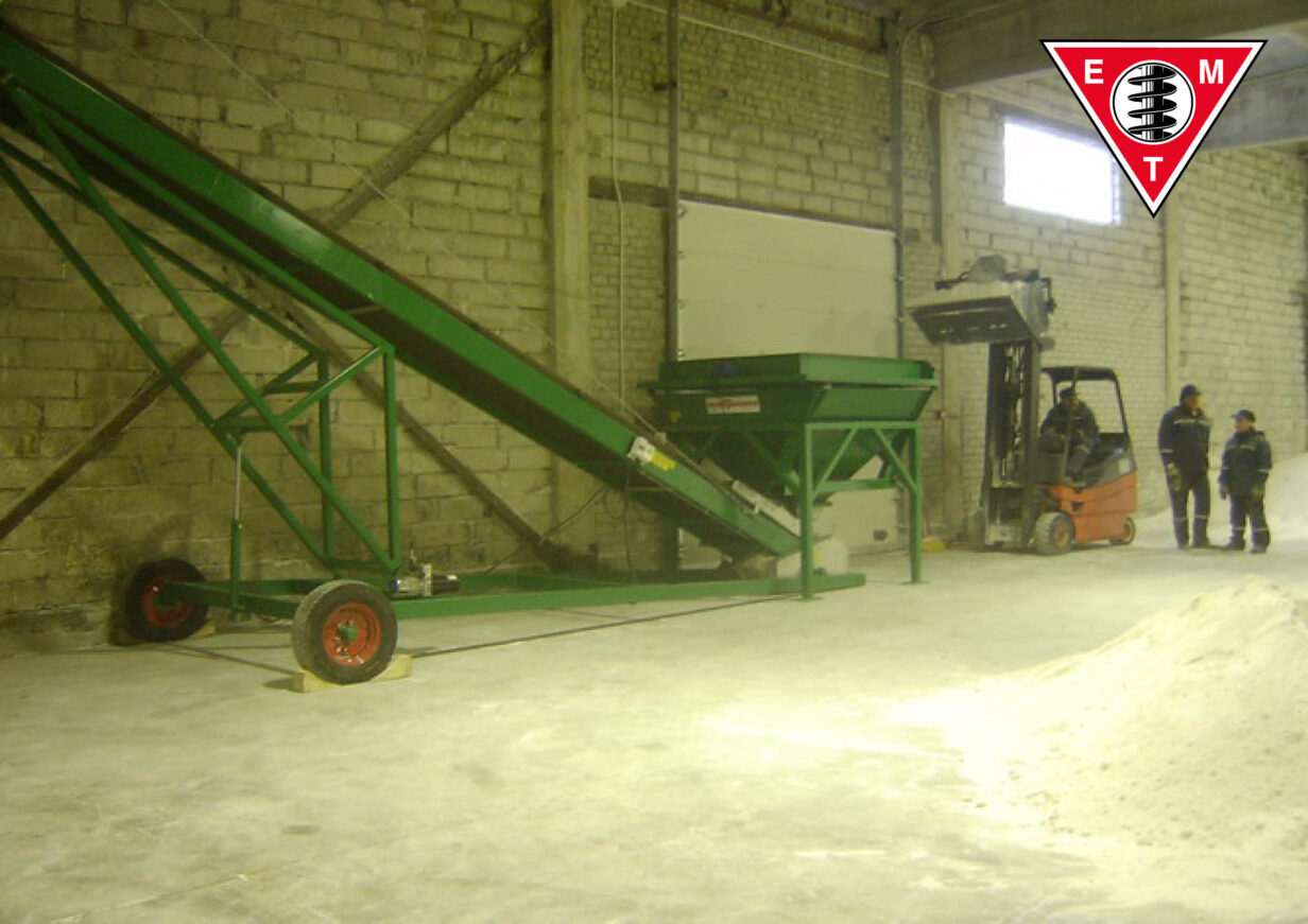 Intake Hopper - EMT – Manufacturer of Blending, Bagging and Transport ...