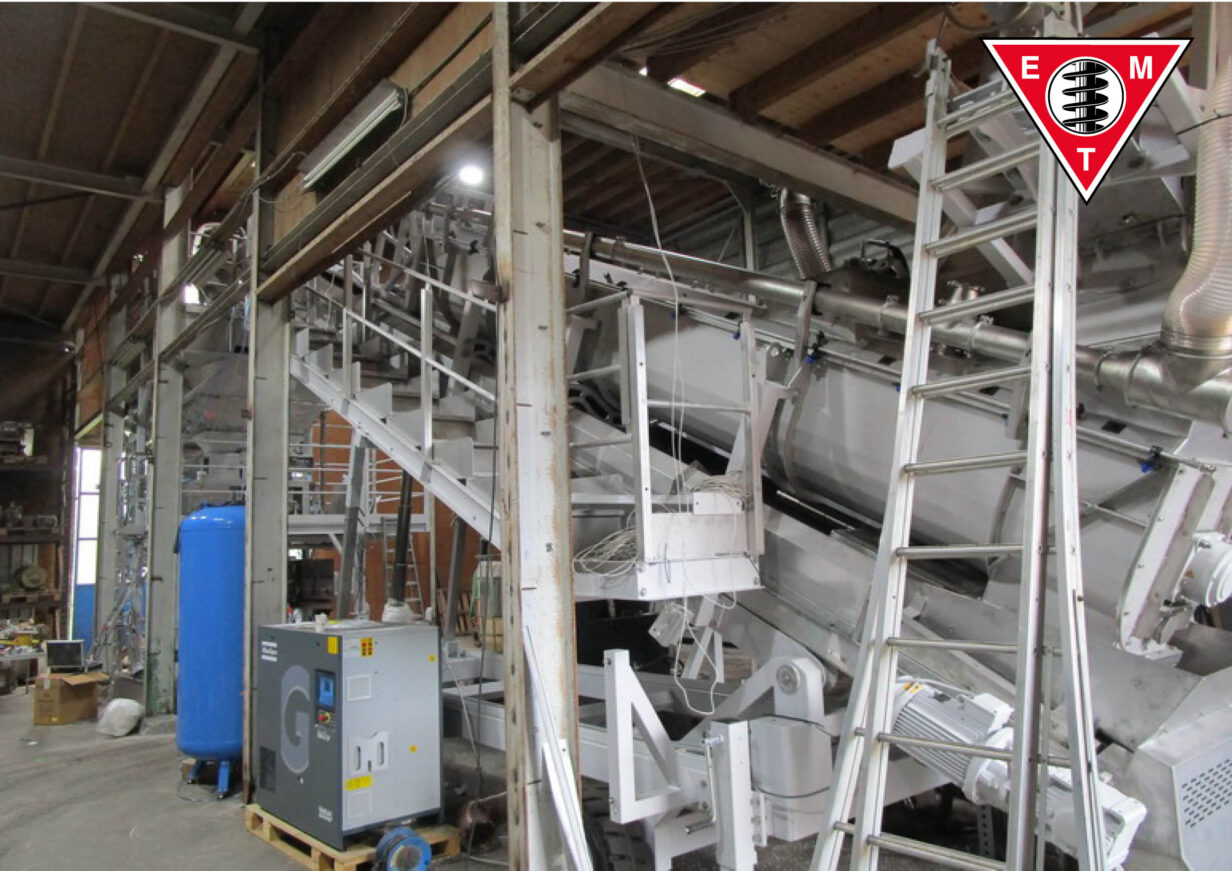 Portable Coating with Conveyor and Bypass - EMT - Products